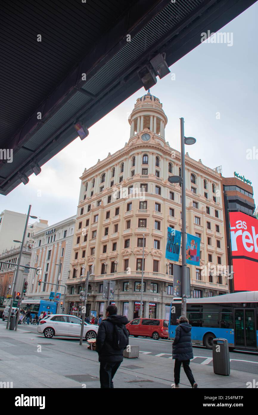 Large screen dominates hi-res stock photography and images - Alamy