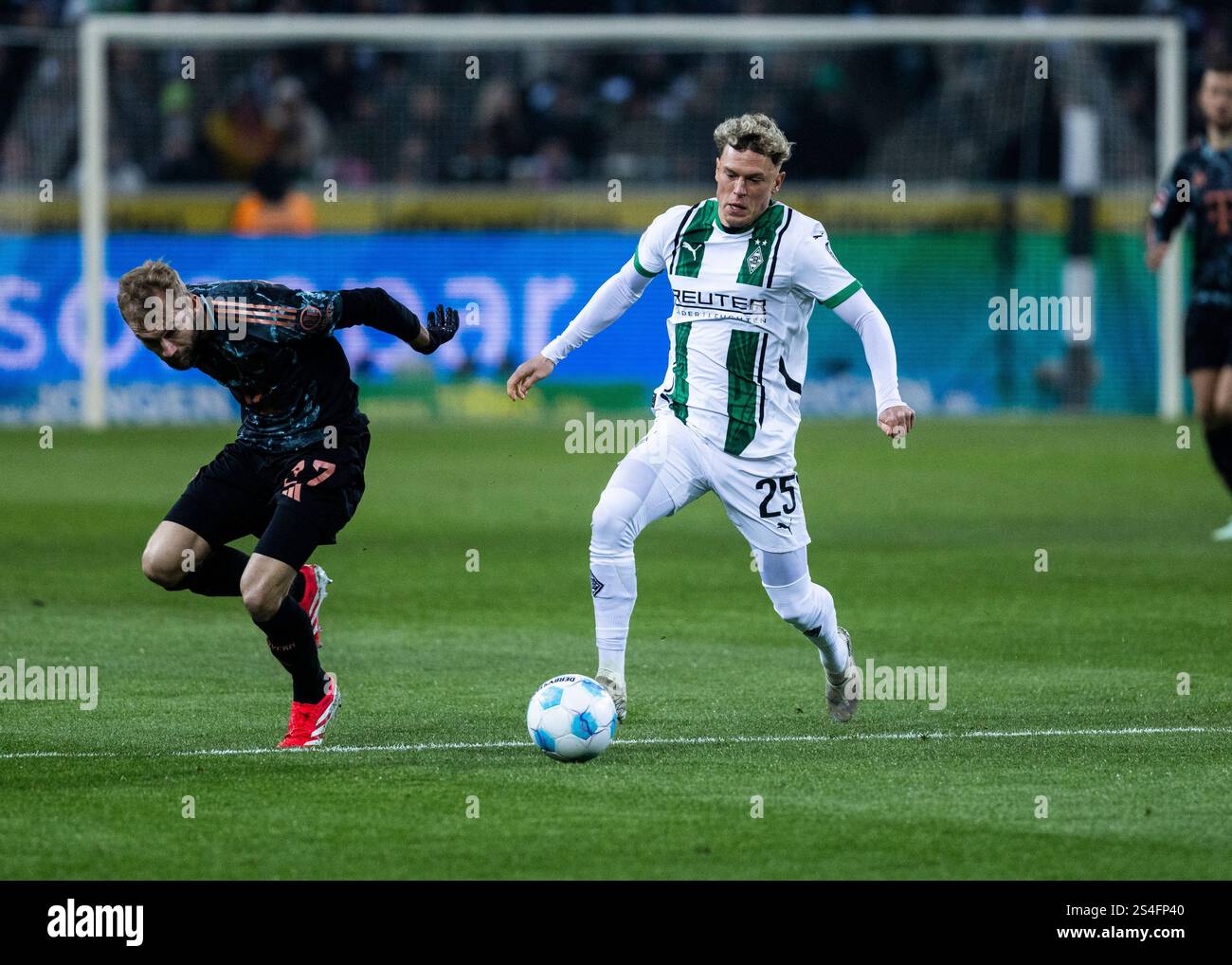 Moenchengladbach, Borussia-Park, 11.01.2025: Konrad Laimer (FC Bayern ...