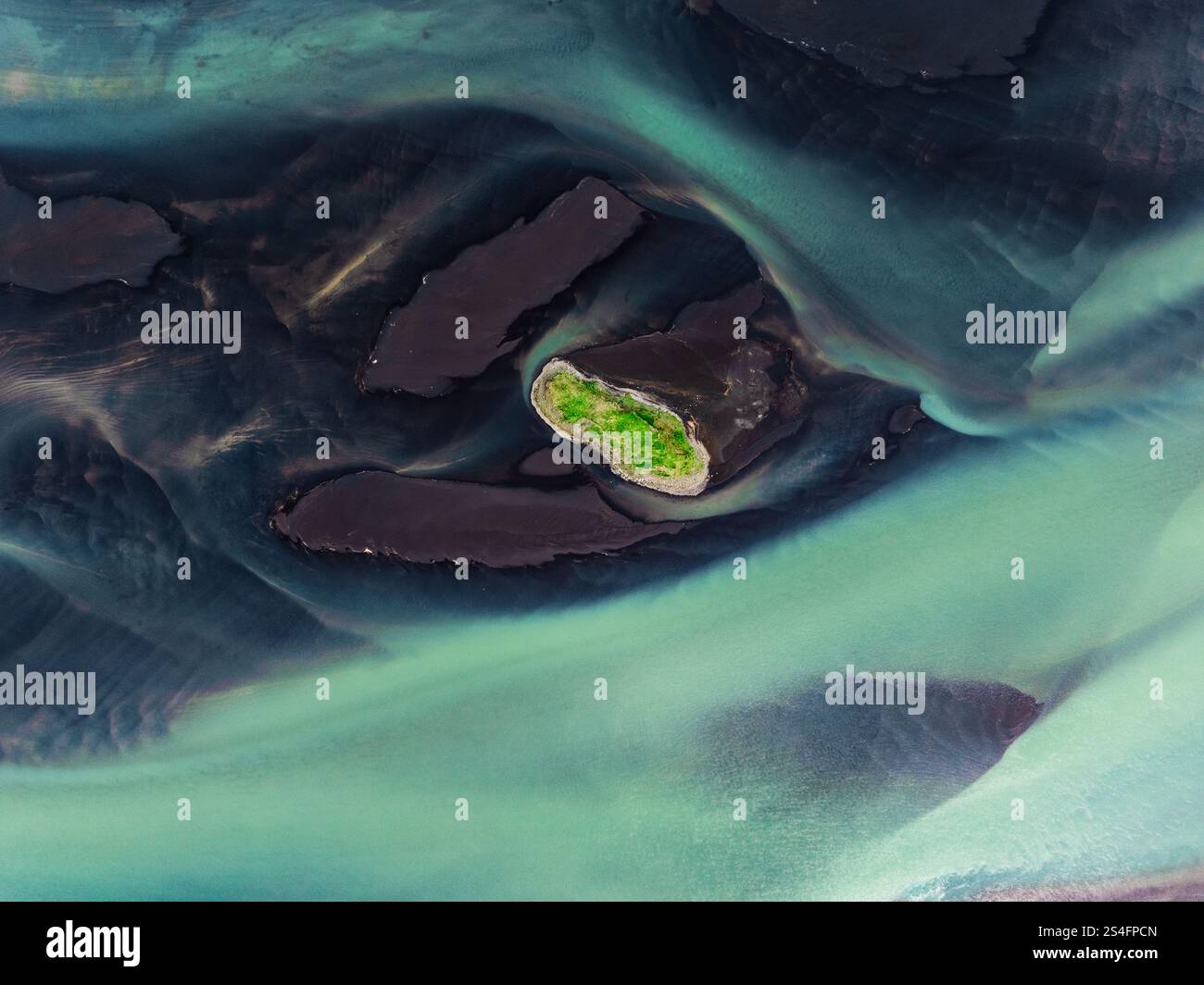 Aerial view of glacial rivers in the highlands of iceland hi-res stock ...