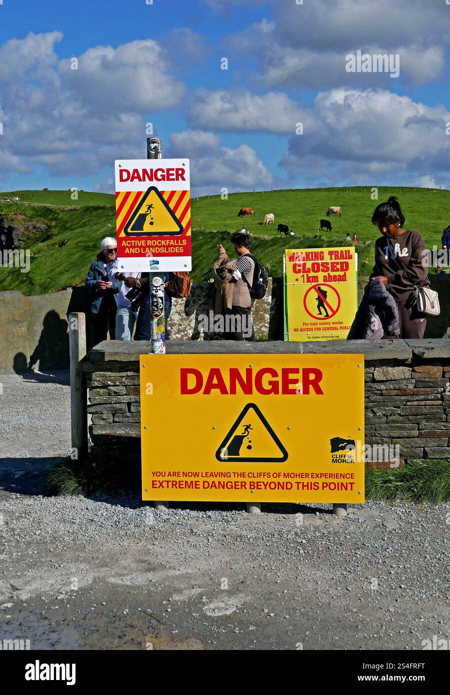 Cliffs of Moher, Clare county, Munster province, Republic of Ireland ...