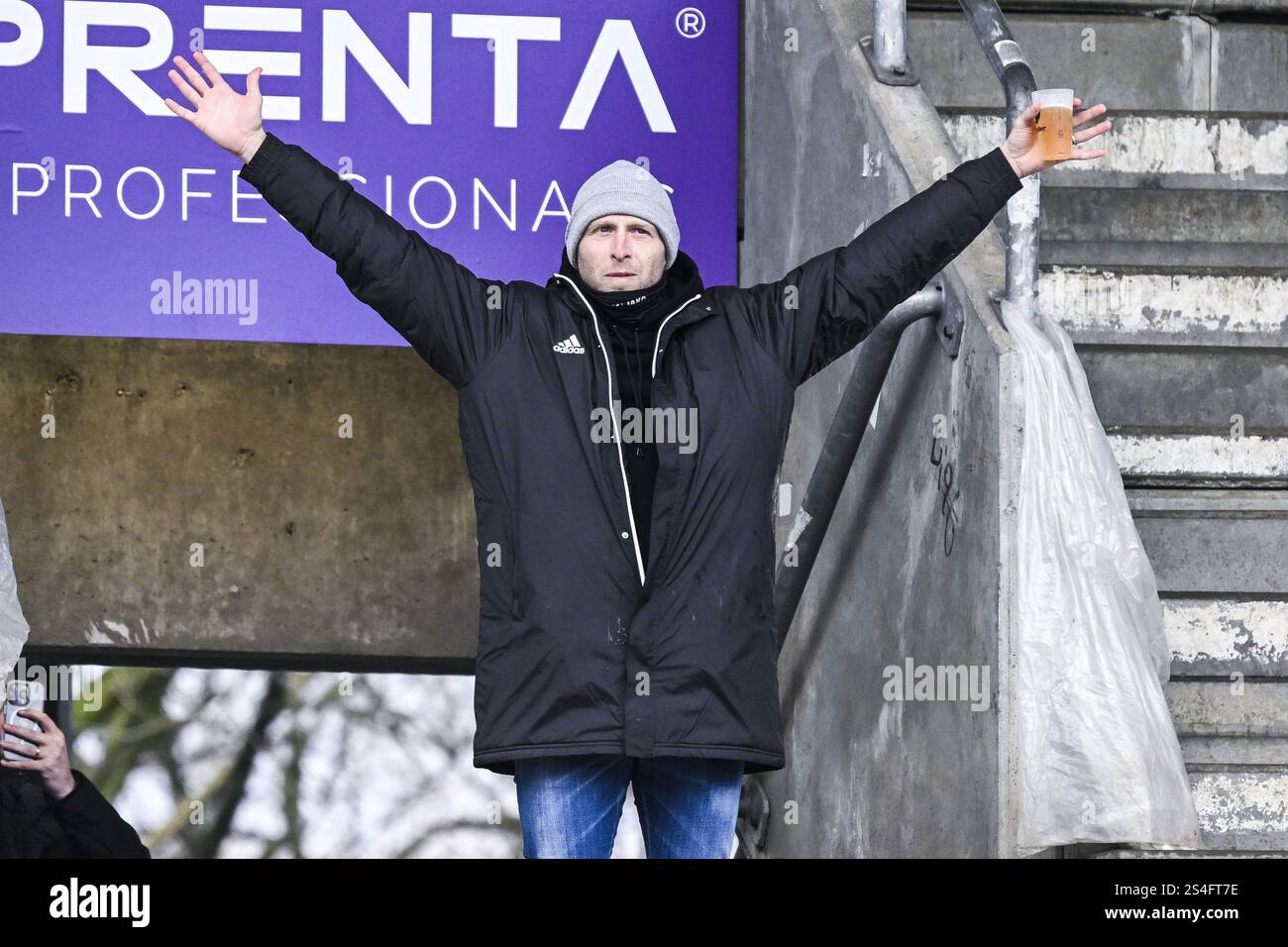 Former Antwerp FC player Ritchie De Laet enters the stadium before a ...