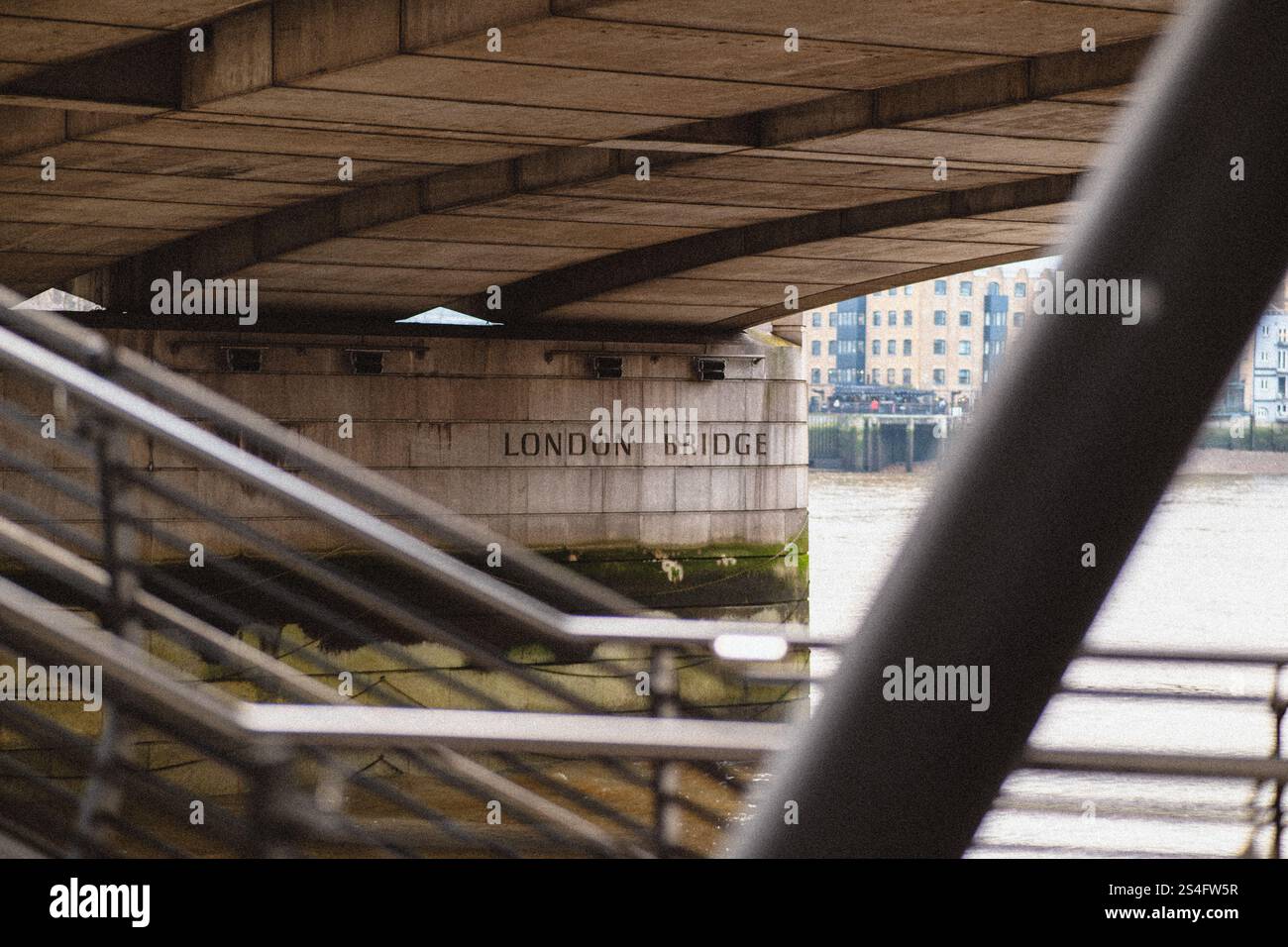 Underneath the Iconic London Bridge with Urban Architectural Details ...
