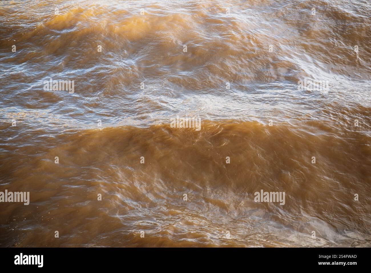 Close-up Photograph of the Brown Coloured River Thames Water Stock ...