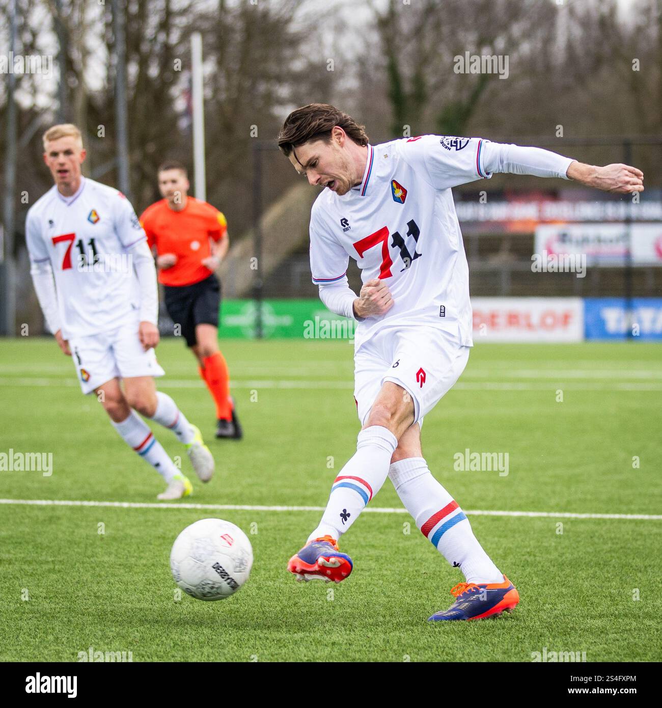 VELSEN, 12-01-2025, 711 Stadion. Dutch Football, Keuken Kampioen ...