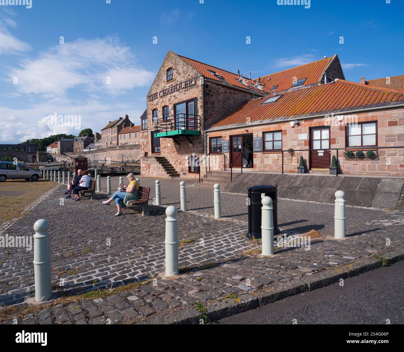The Chandlery, Berwick-on-Tweed, quayside Stock Photo - Alamy