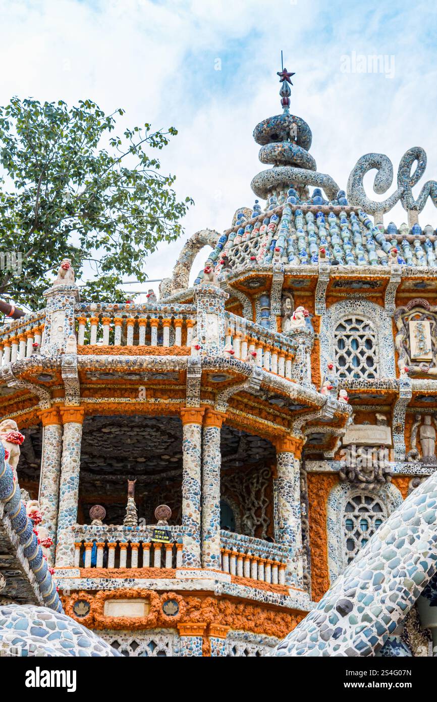 Rich ceramic decoration on the Porcelain house in Tianjin, China Stock ...