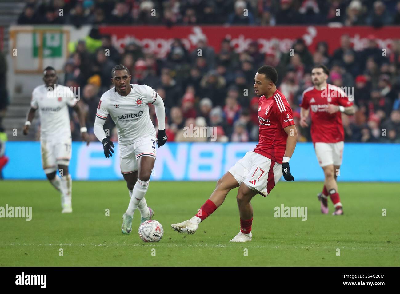 Nottingham, UK. 11th Jan, 2025. Nottingham Forest forward Eric da Silva ...