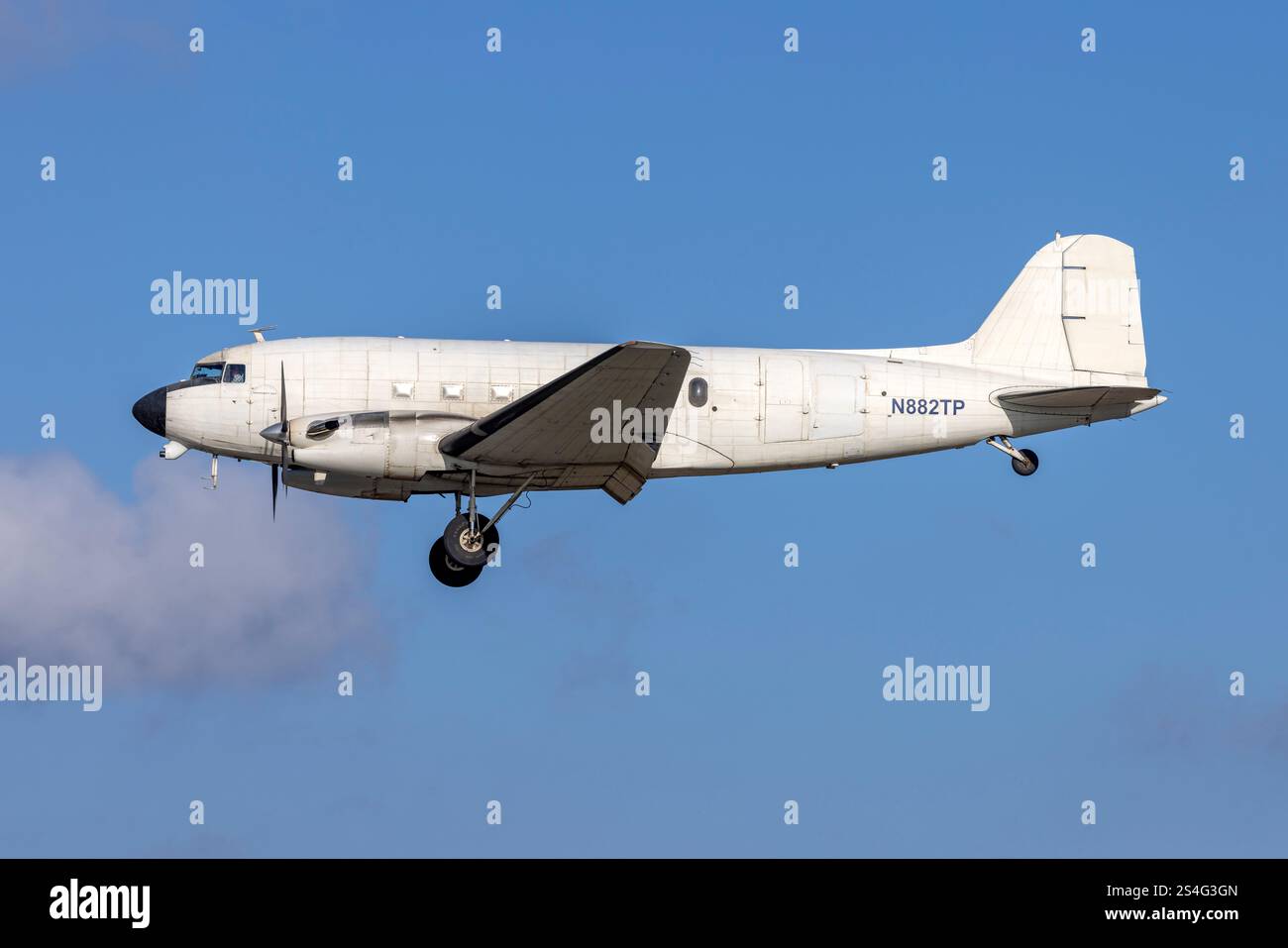 National Test Pilot School Douglas DC-3-65TP (REG: N882TP) on finals ...