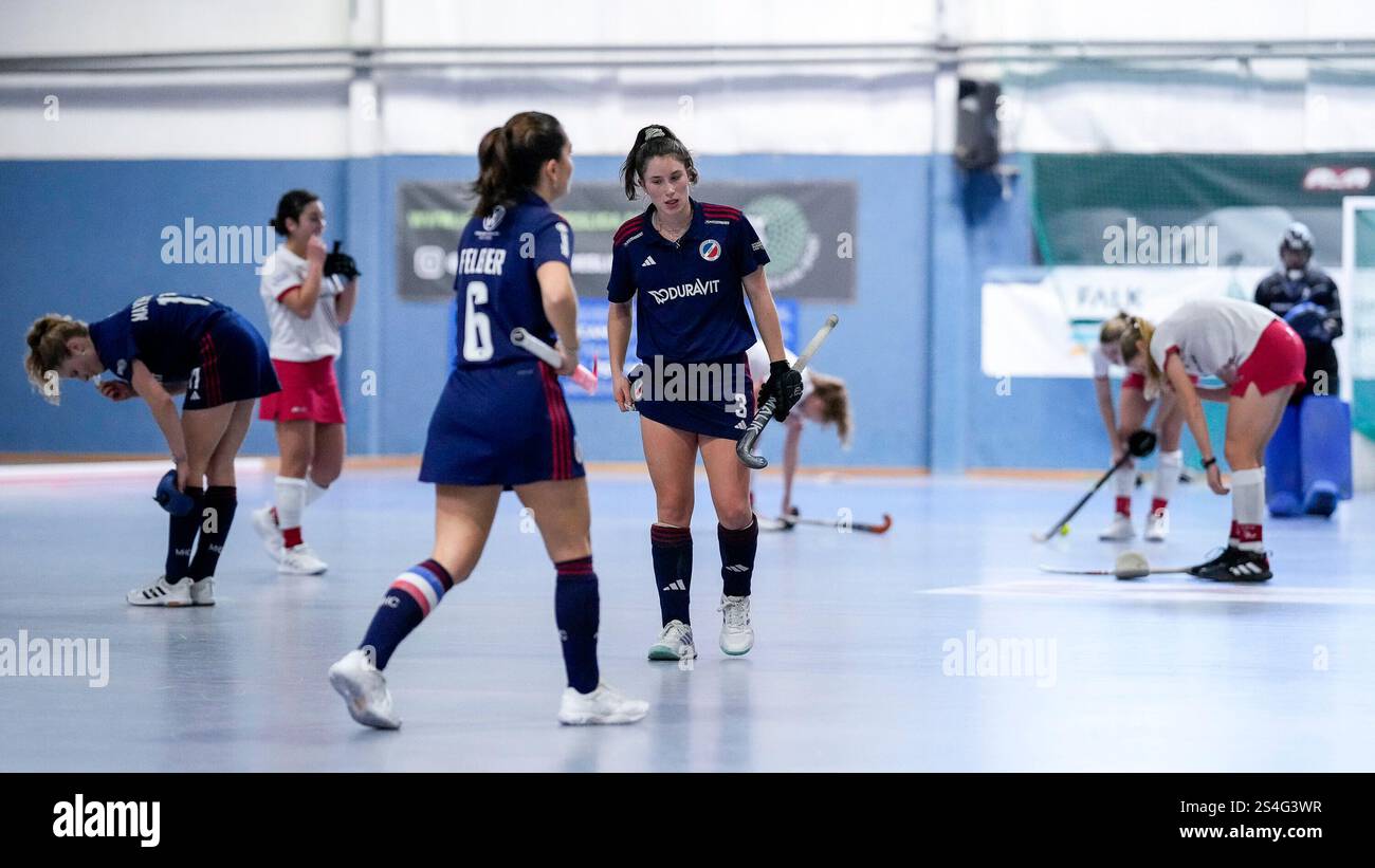 Mannheim, Deutschland. 12th Jan, 2025. v.li.: Lisa Mayerhöfer (MHC, 17 ...