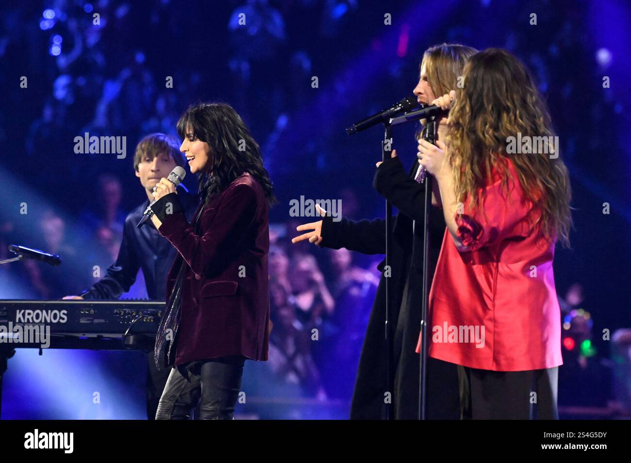 Simeon Kerner, Nena, Sakias Kerner und Larissa Kerner in der TV Show ...