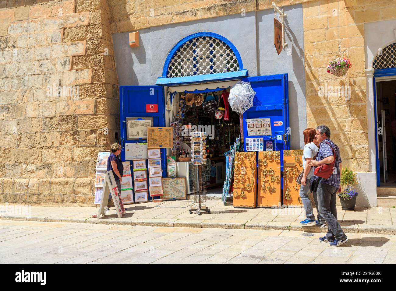 Shop in the Silent City of Mdina, Malta Stock Photo - Alamy