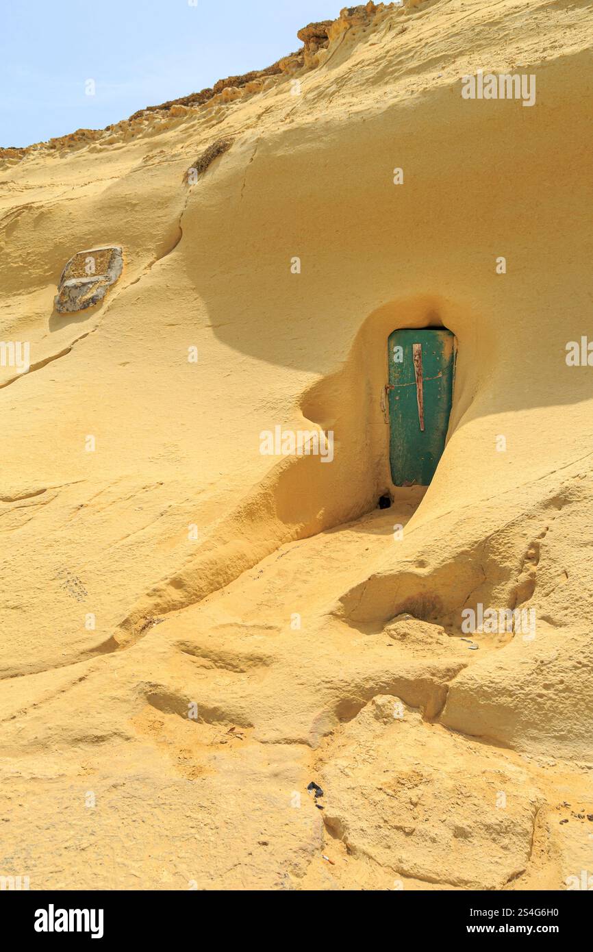 Soft rock hi-res stock photography and images - Alamy