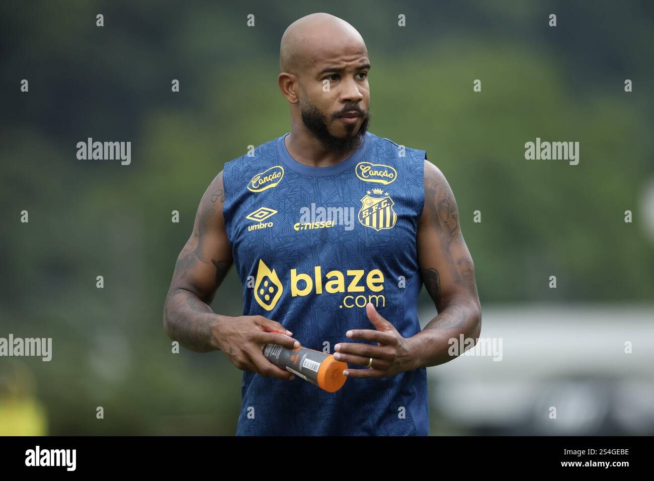 SP - SANTOS - 12/01/2025 - SANTOS, TRAINING - Patrick, Santos player ...