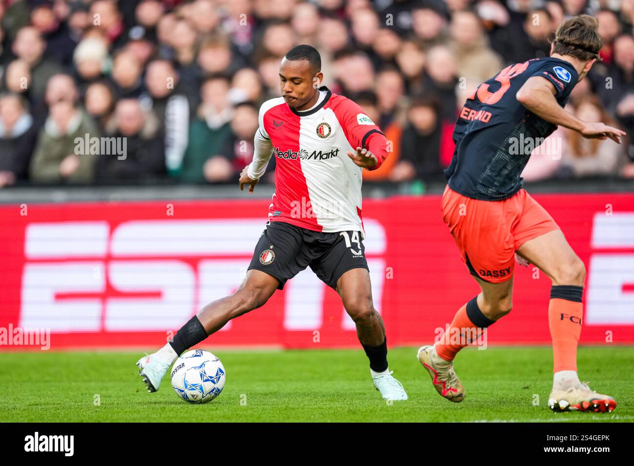 Rotterdam, The Netherlands. 12th Jan, 2025. Rotterdam - Igor Paixao of ...