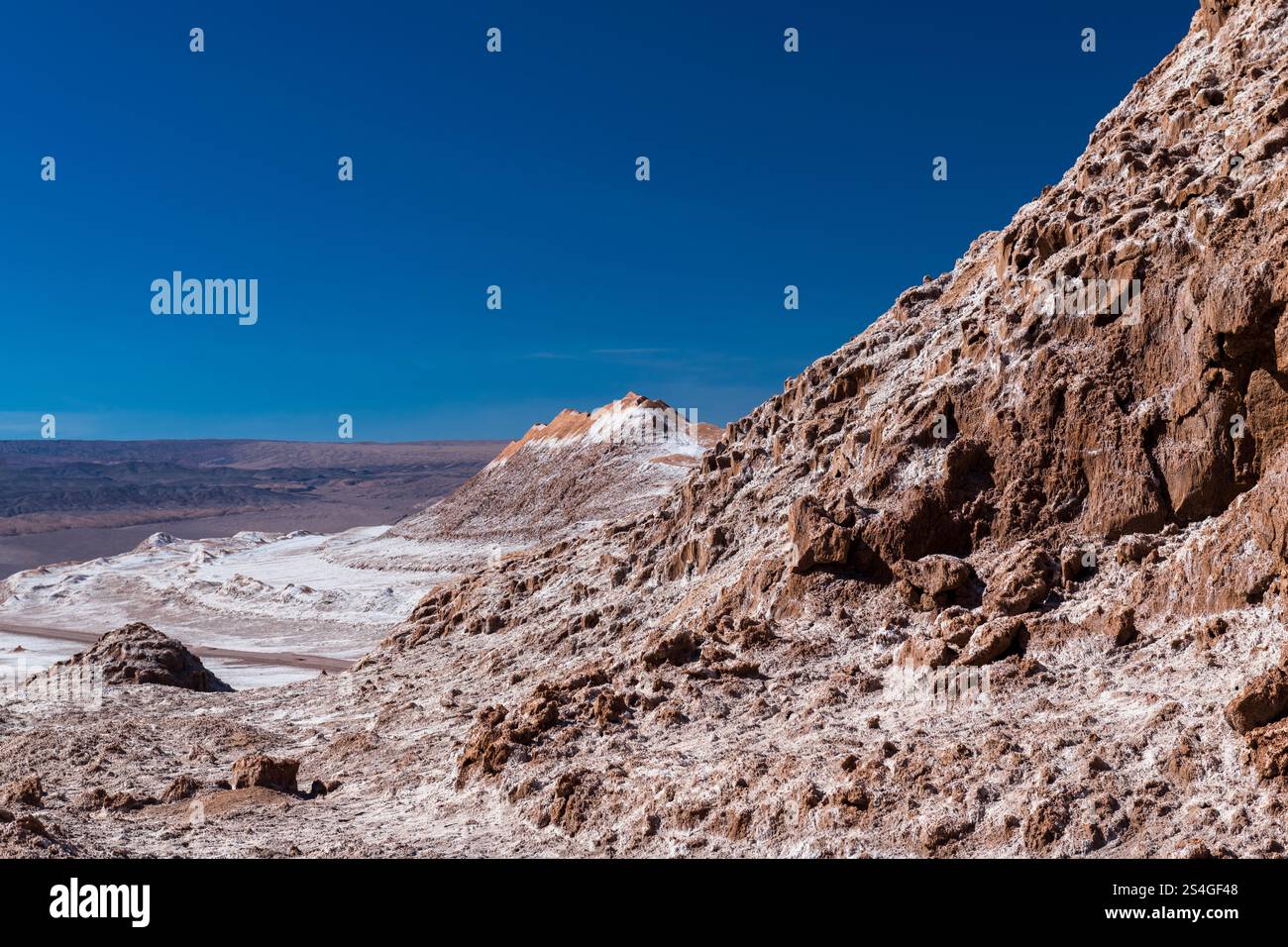 Salt rocks in the valley of the moon Stock Photo - Alamy