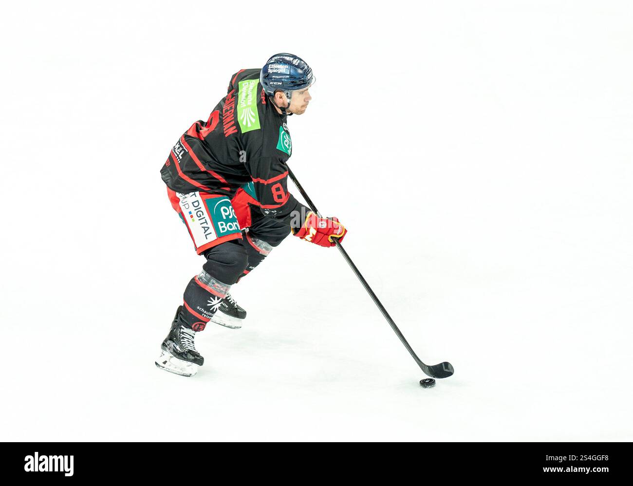 Ryan McKiernan (Düsseldorfer EG, #8) 12.01.2025, Eishockey, Eishockey ...