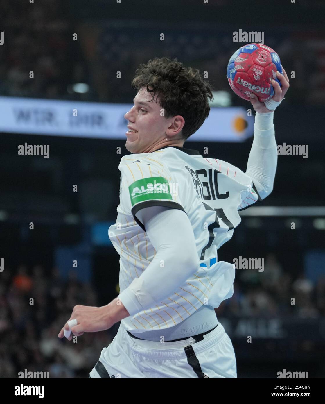 Hamburg, Germany. 11th Jan, 2025. Handball: International match ...