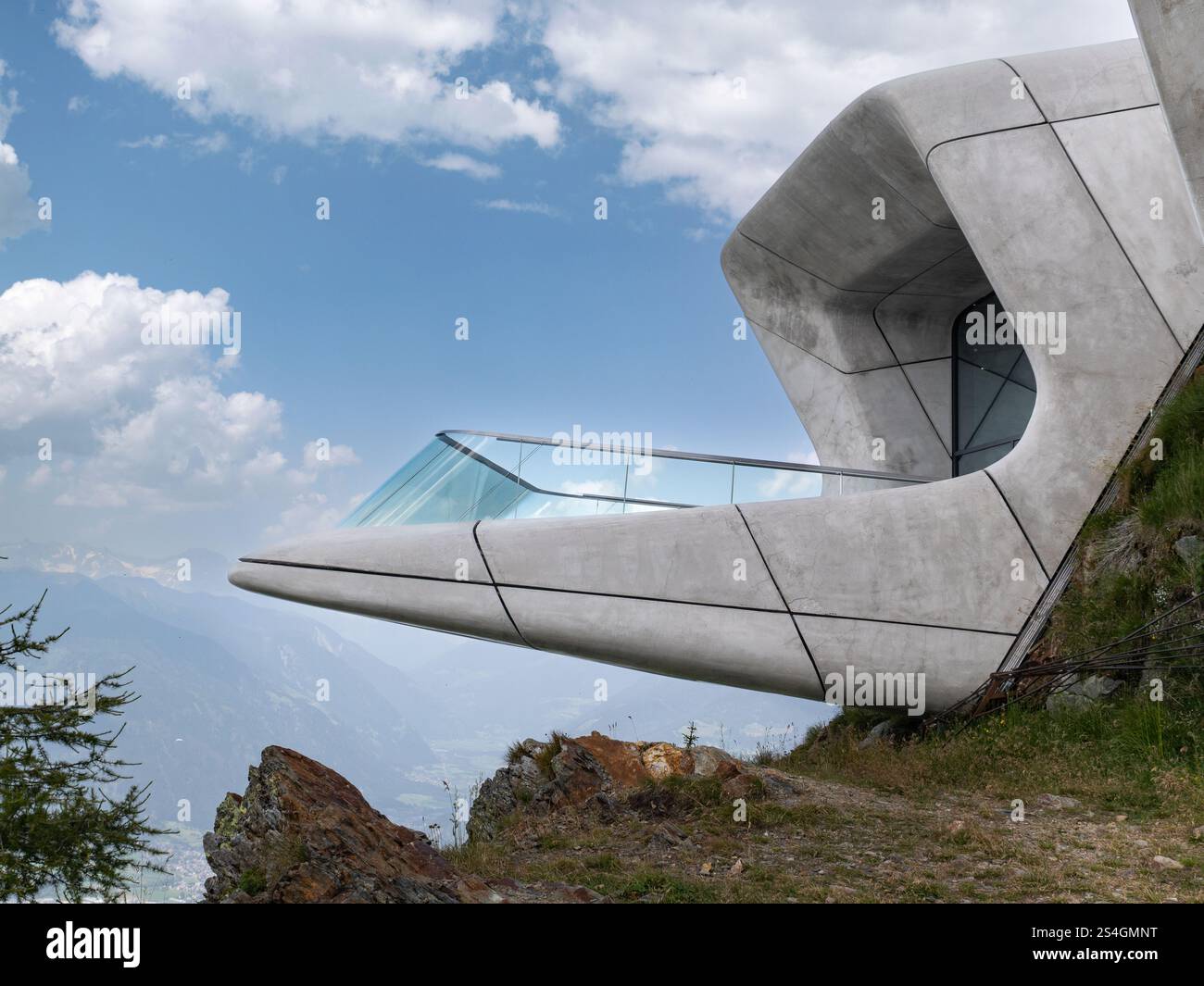 Concrete Curves and Glass Panoramas: The Unique Messner Museum Design ...