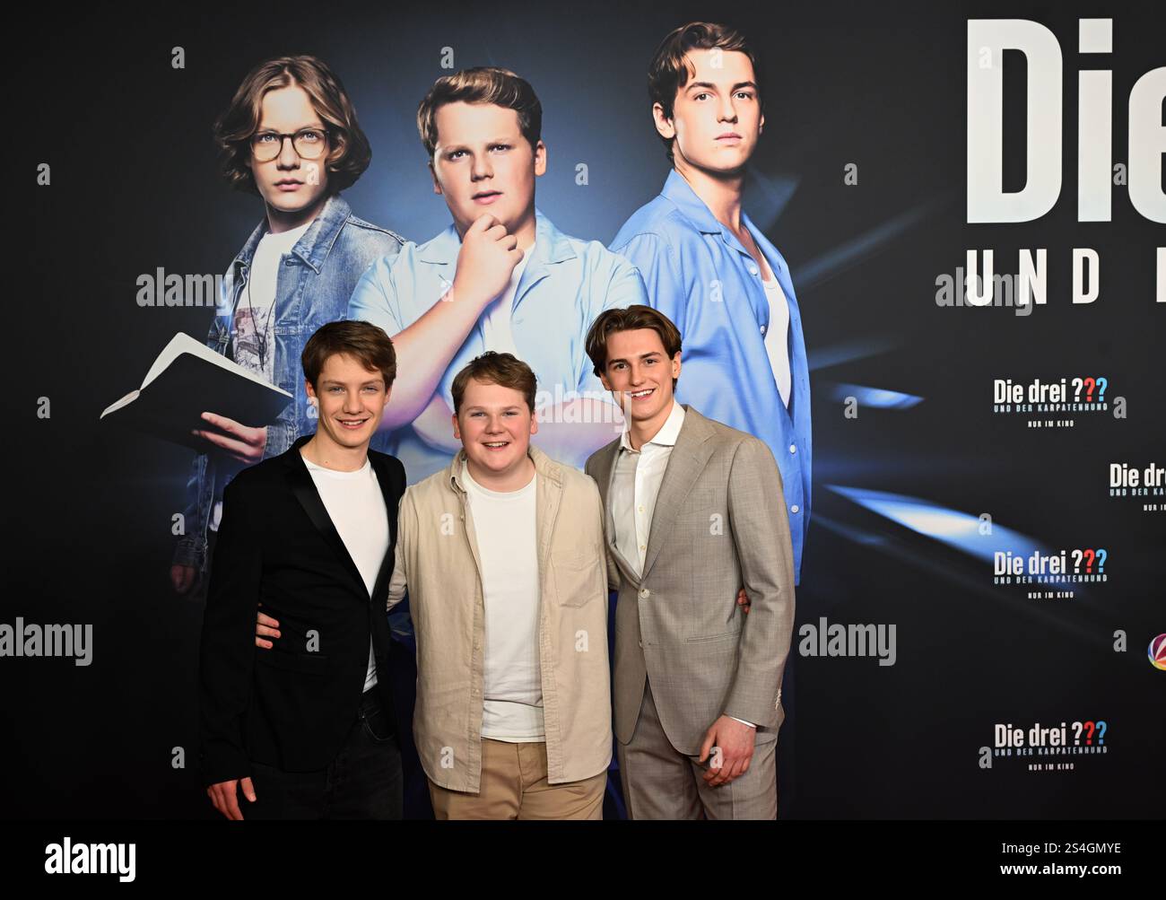 Munich, Germany. 12th Jan, 2025. Actors Levi Brandl (l-r), Julius Weckauf and Nevio Wendt stand ...