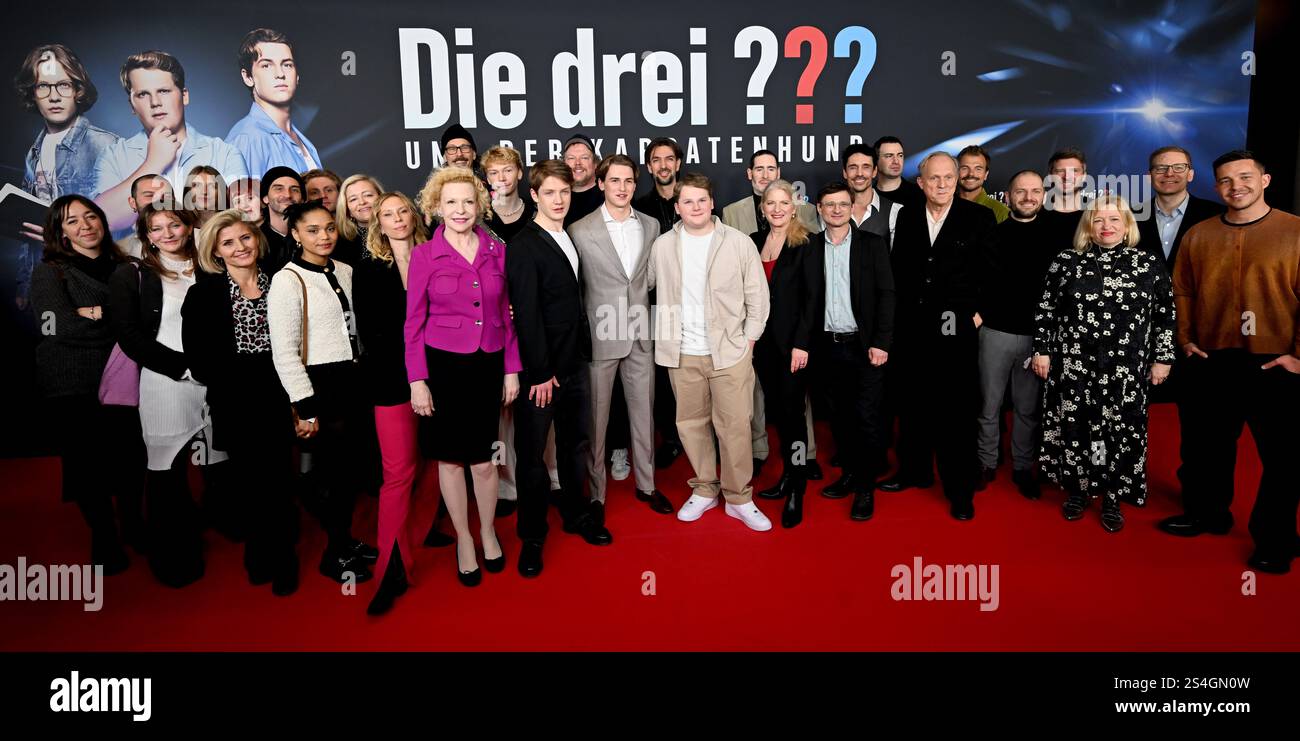 12 January 2025, Bavaria, Munich: Julius Weckauf (M, l-r), Nevio Wendt, Levi Brandl stand with ...