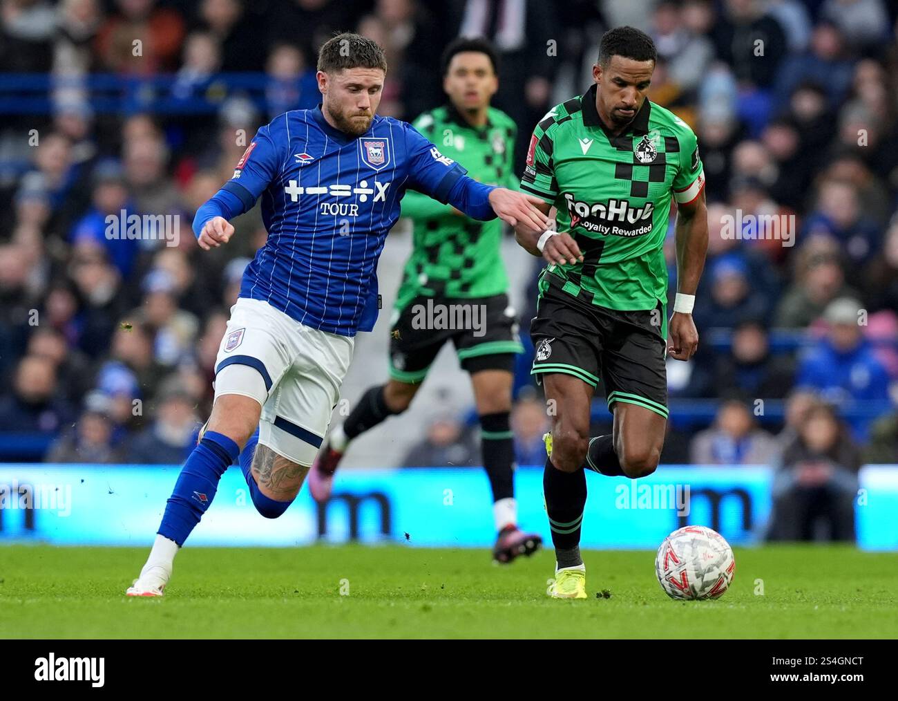 Ipswich Town's Wes Burns (left) and Bristol Rovers Scott Sinclair ...