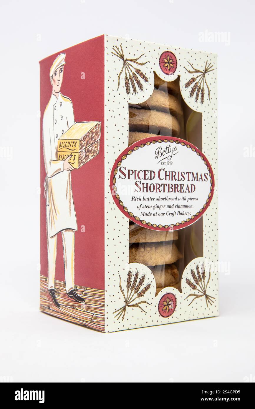Spiced christmas shortbread hi-res stock photography and images - Alamy