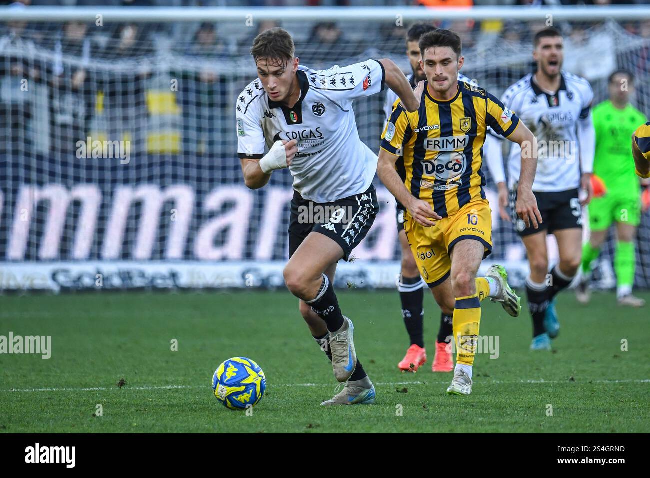 La Spezia, Italy. 12th Jan, 2025. Francesco Pio Esposito (Spezia) in ...