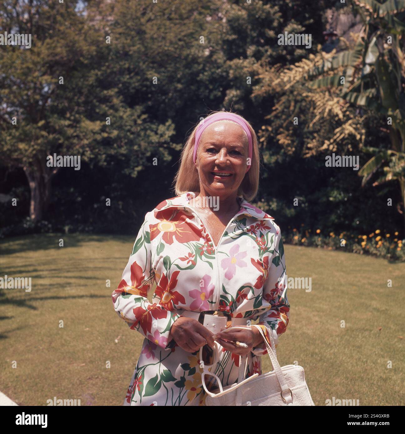 Hollywood home 1970s hi-res stock photography and images - Alamy