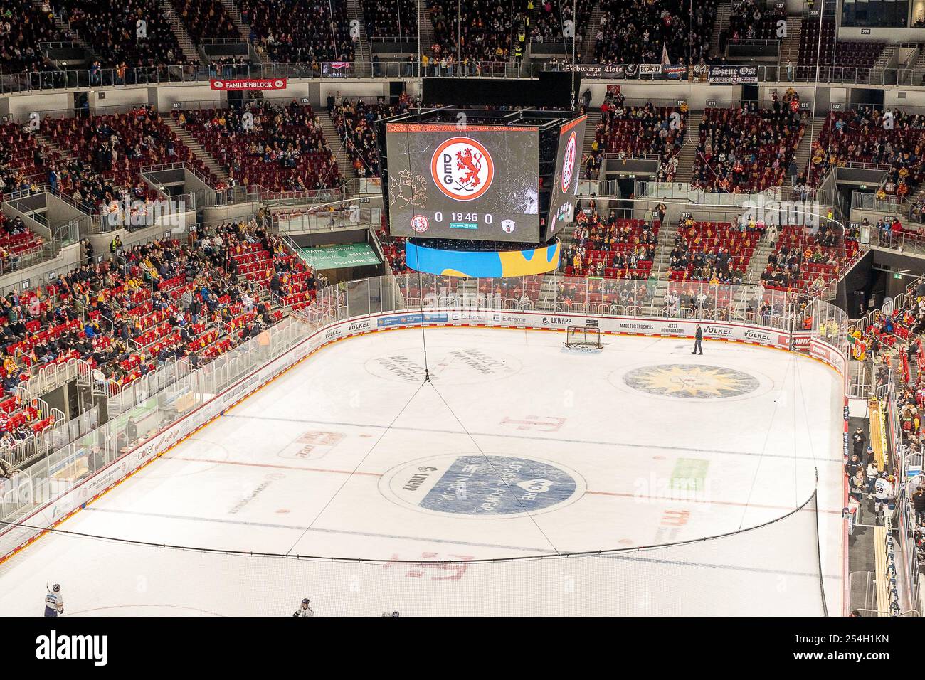 Innenansicht des PSD Bank Dome Duesseldorf vor dem Spiel, GER ...