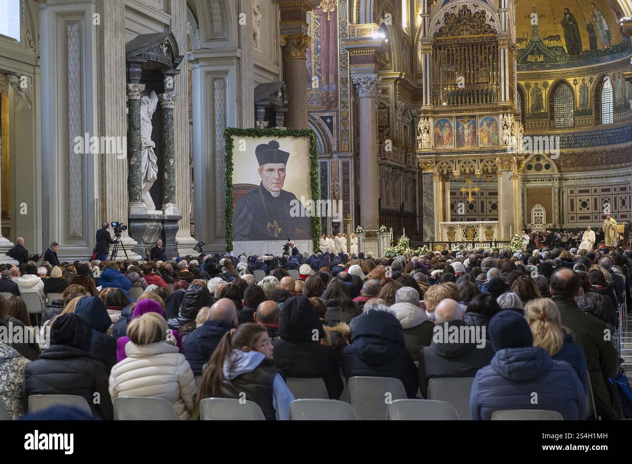 Rome, Italy. 12th Jan, 2025. **NO LIBRI** Italy, Rome, 2025/1/12 . Card ...