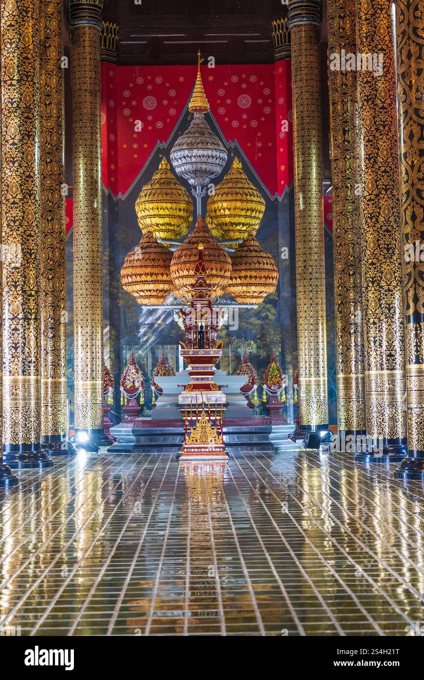Royal Flora Ratchaphruek Garden Chiang Mai in Thailand Stock Photo - Alamy