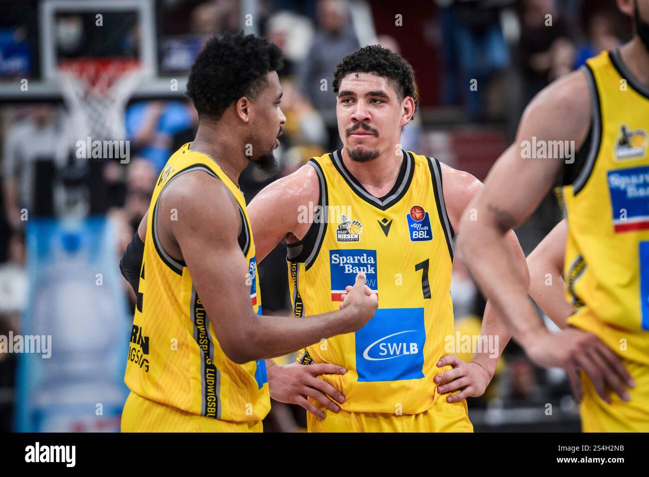 Ludwigsburg, Deutschland. 12th Jan, 2025. Joel Scott (MHP Riesen ...