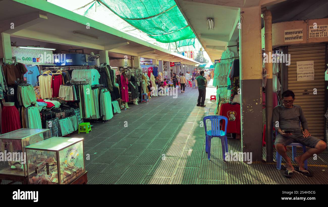 Phnom Penh, Cambodia, Asia, January 12 2025: Covered market shops in Phnom Penh, Cambodia Stock ...