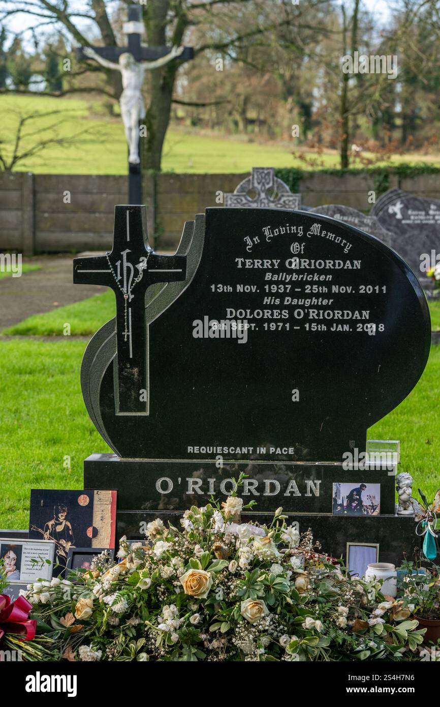 Grave of Dolores O'Riordan, lead singer of The Cranberries, Caherelly ...