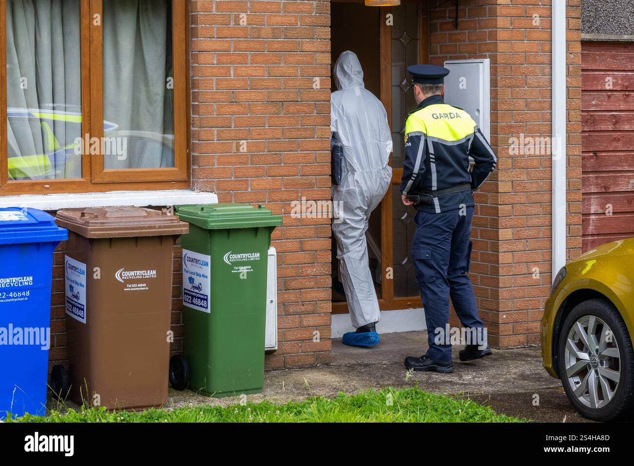 An Garda Siochana crime scene in Cork City, Ireland Stock Photo - Alamy