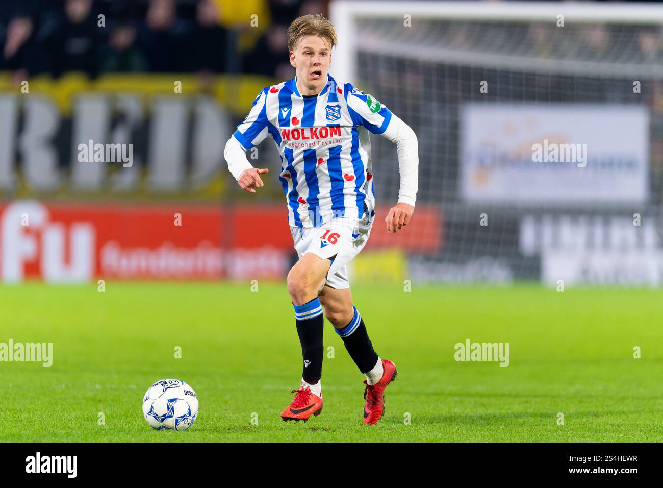 Breda, Netherlands. 12th Jan, 2025. BREDA, NETHERLANDS - JANUARY 12: Marcus Linday of sc ...