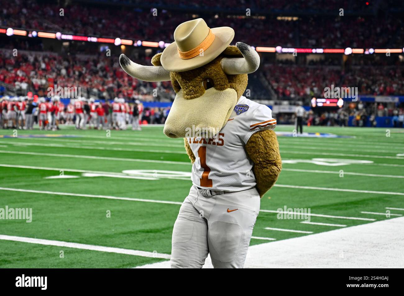 Waco, Texas, USA. 10th Jan, 2025. Texas Longhorns mascot during the 1st ...