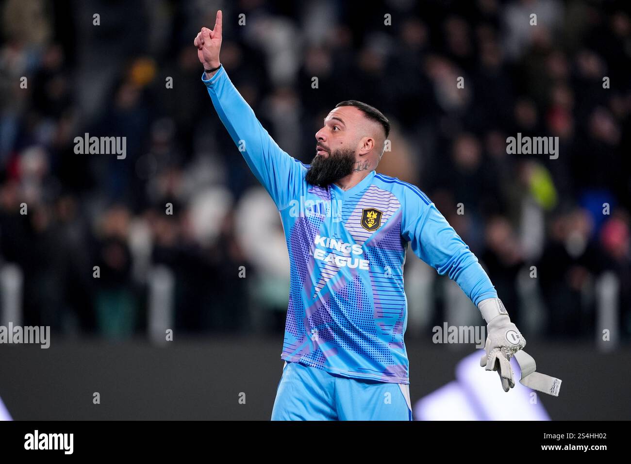 Torino, Italia. 12th Jan, 2025. Er faina during match Legend and ...