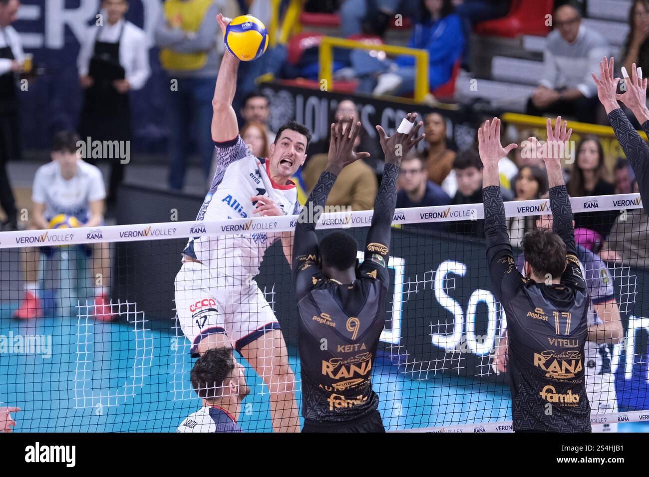 Verona, Italy. 12th Jan, 2025. Spike of Yacine Louati of Allianz Power ...