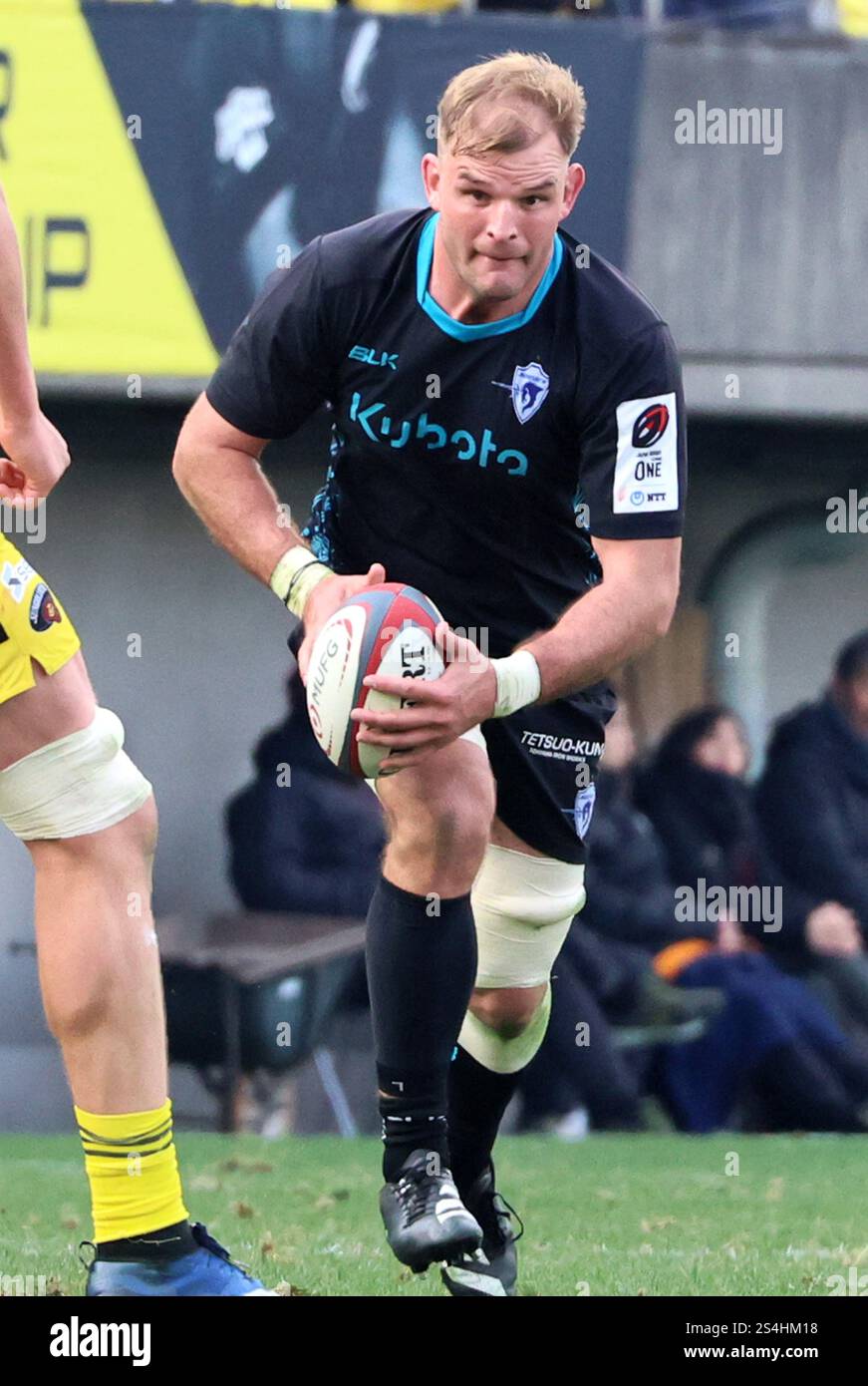 Tokyo, Japan. 12th Jan, 2025. Kubota Spears Funabashi Tokyo-bay flanker ...