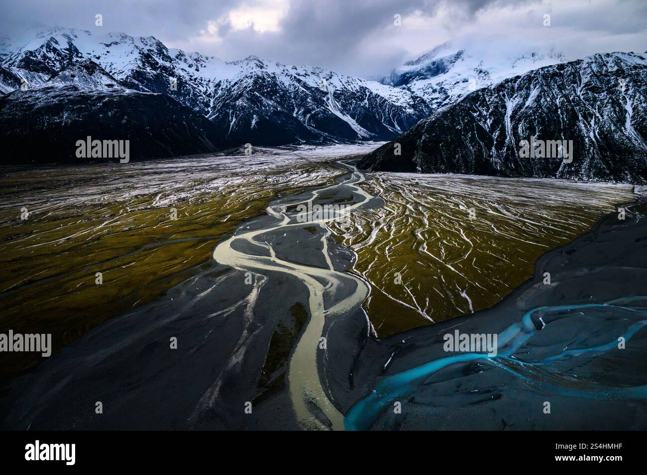 Aerial views of Aoraki/Mount Cook National Park via Helicopter Stock ...