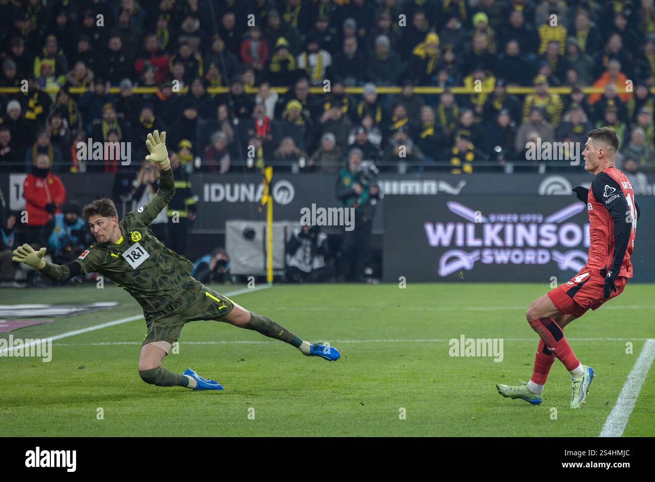 14 04 2025 hi-res stock photography and images - Alamy