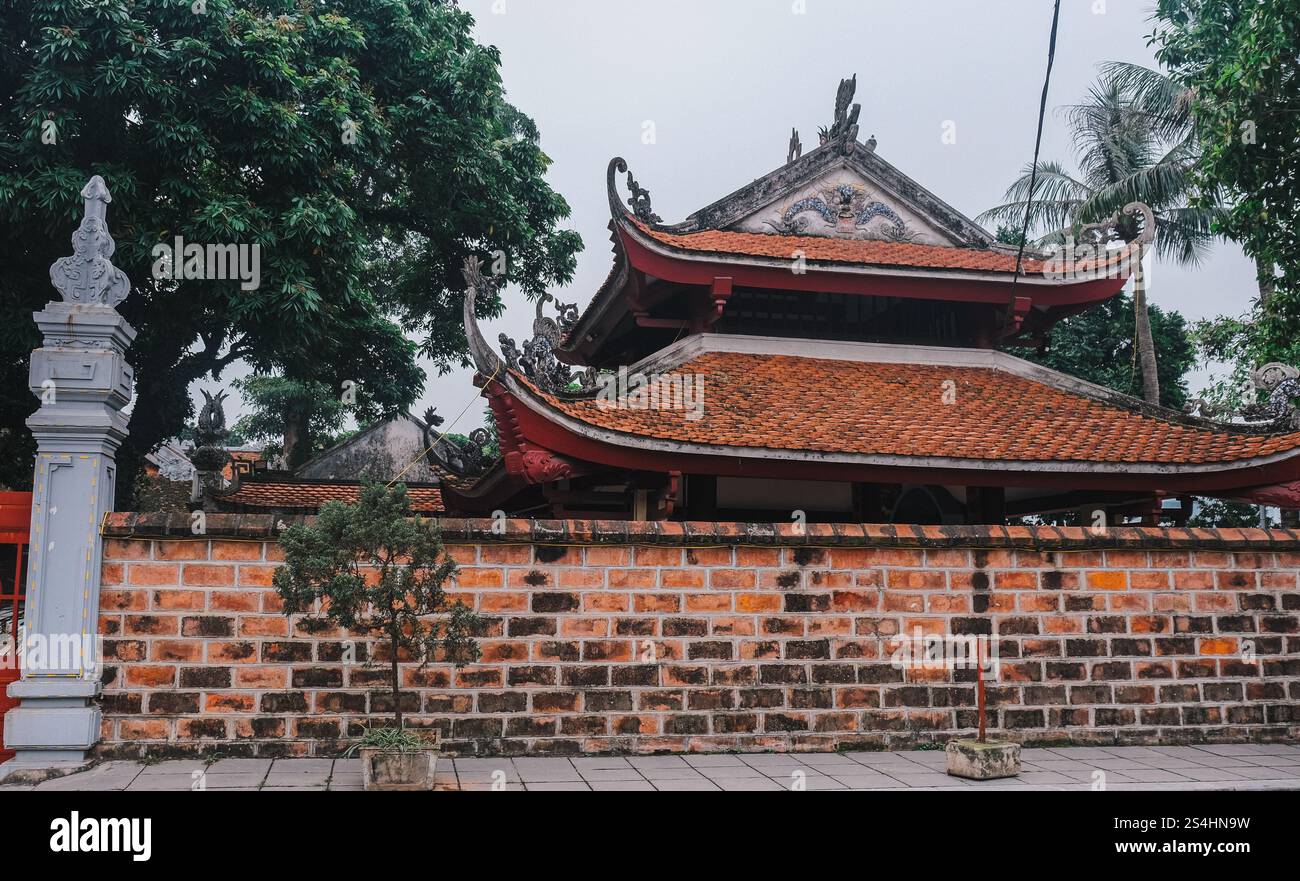 Traditional Asian architecture brick walls curved roofs cultural ...