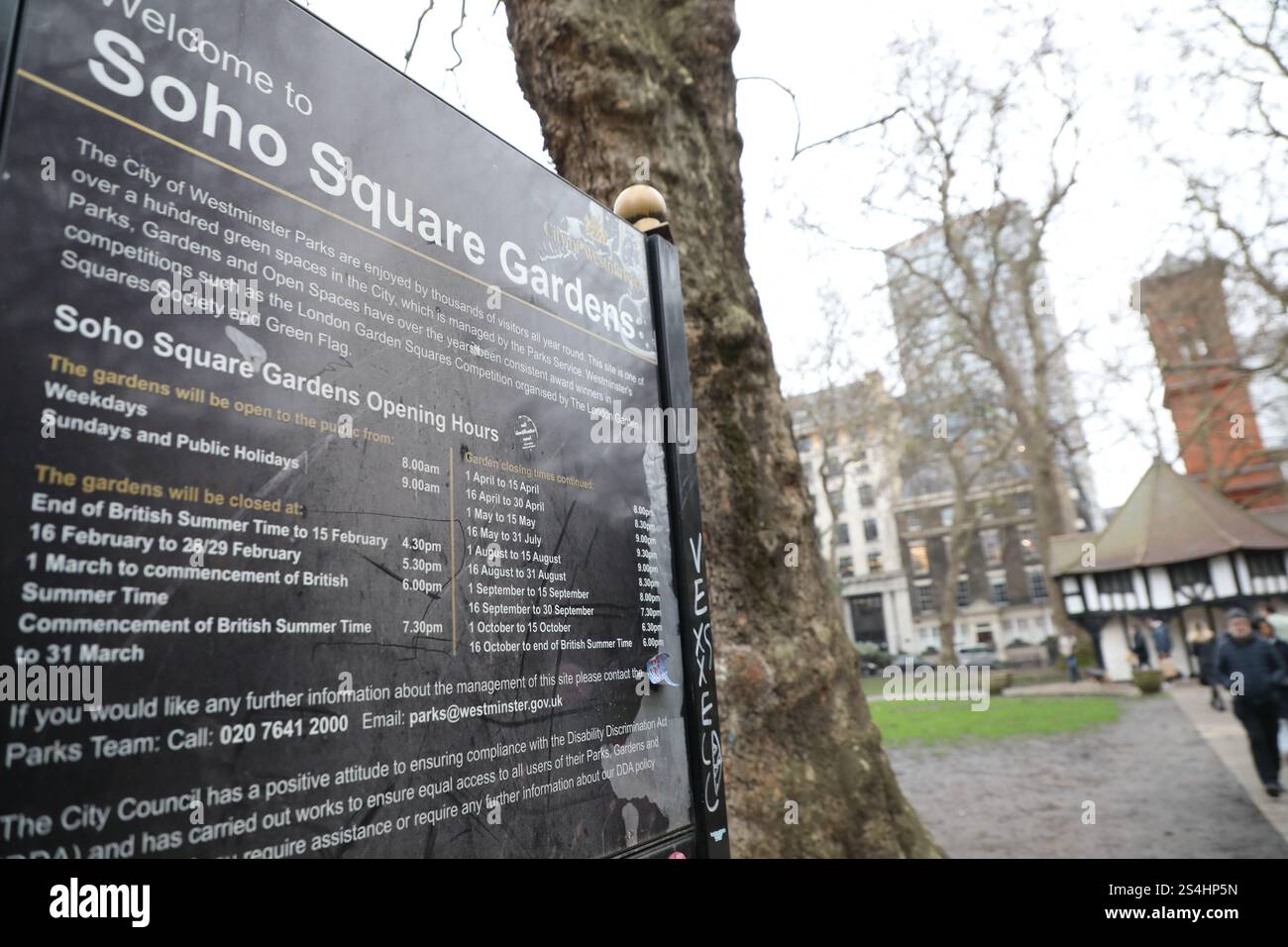 Soho Square Gardens, London, England Stock Photo - Alamy