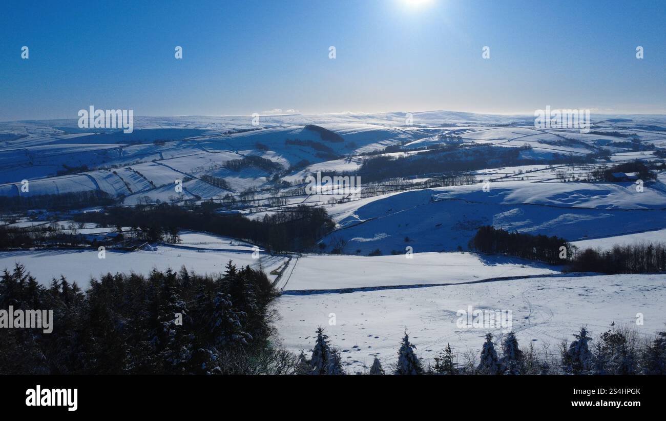 Snowy Winter Wonderland over Raygill, Lothersdale, The Yorkshire Dales ...
