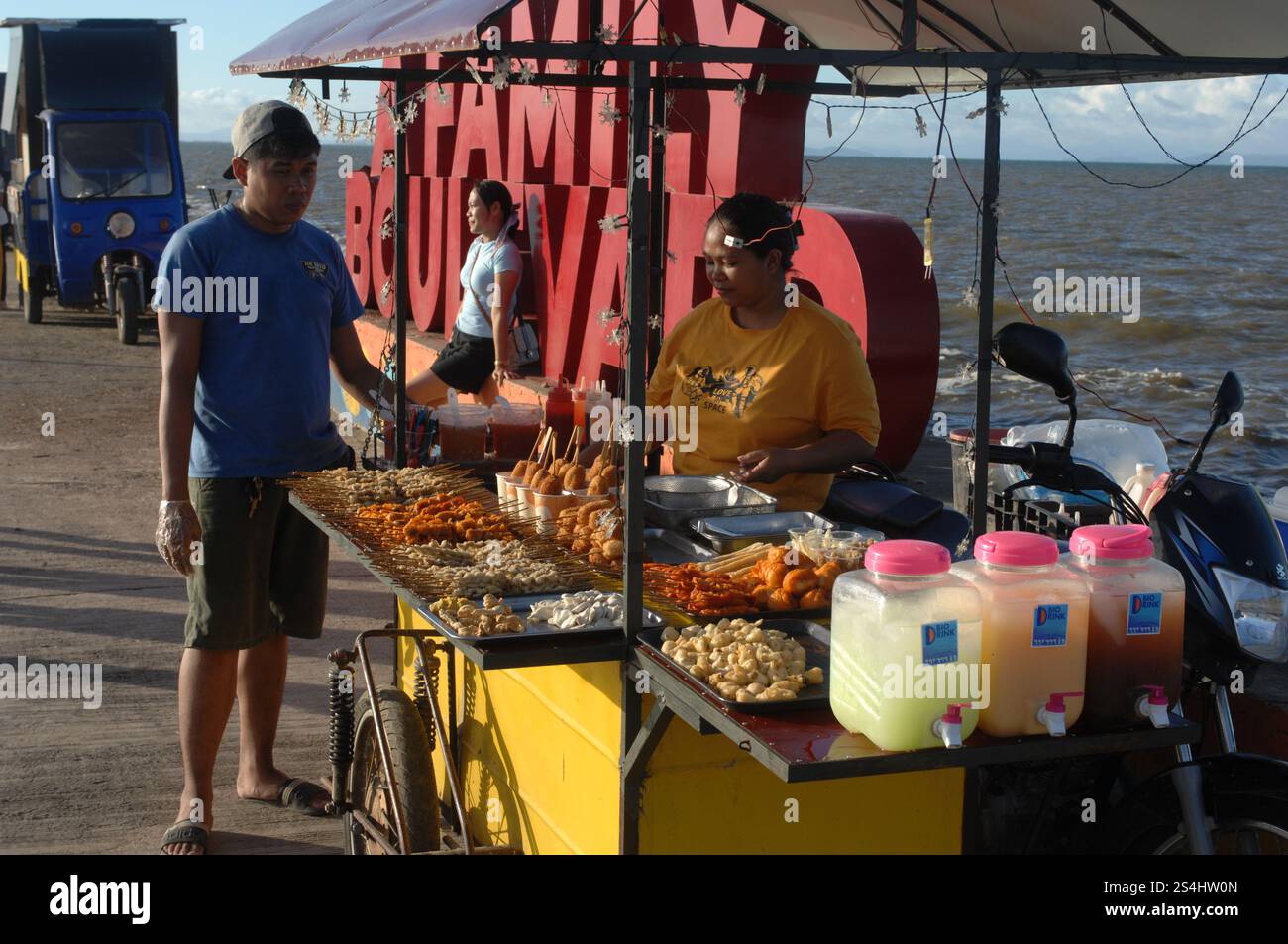 Food stall, A Family Boulevard, Cadiz City, Negros Occidental ...