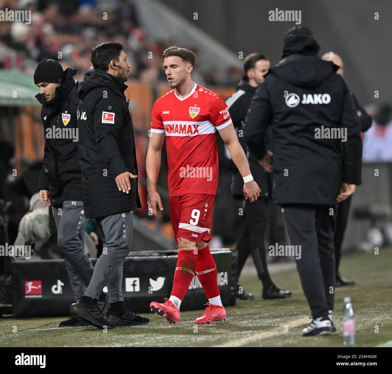 Wechsel Auswechslung Einwechslung Deniz Undav VfB Stuttgart (26) kommt ...