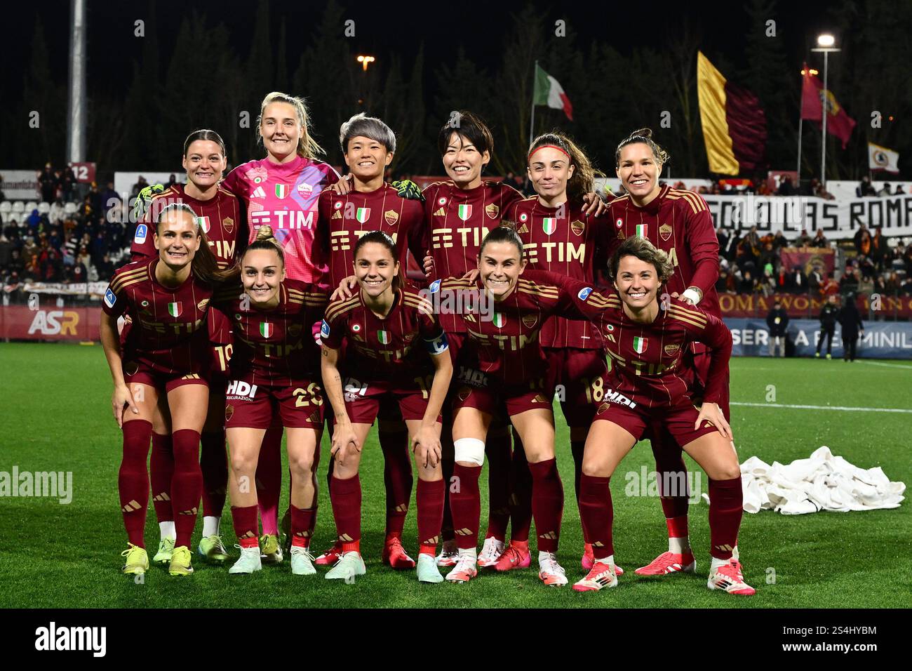 Rome, Italy. 12th Jan, 2025. A.S. Roma Femminile players are posing for ...