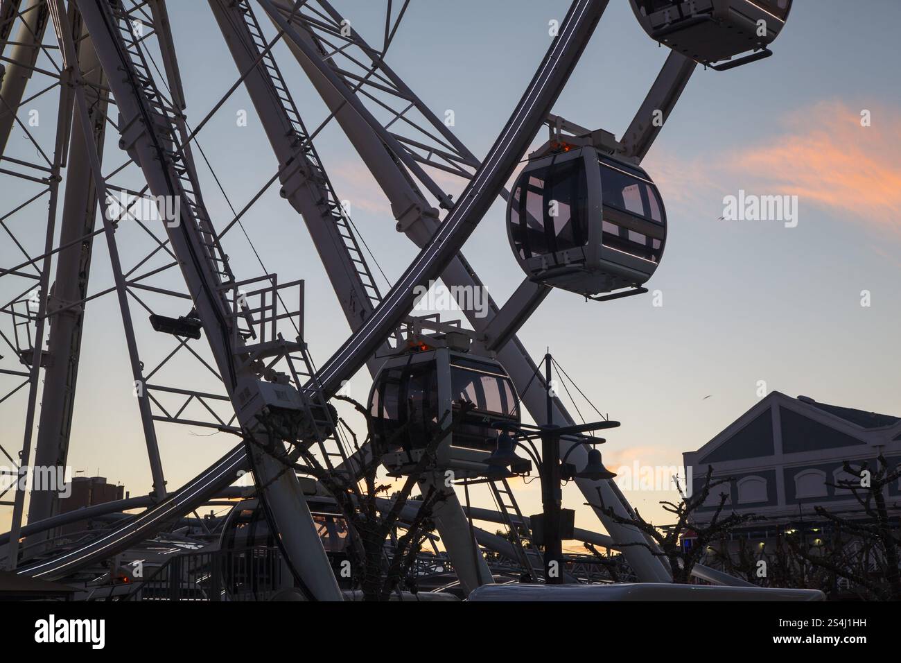 The Ferris Wheel in the Victoria and Albert Waterfront at sunset, Cape ...