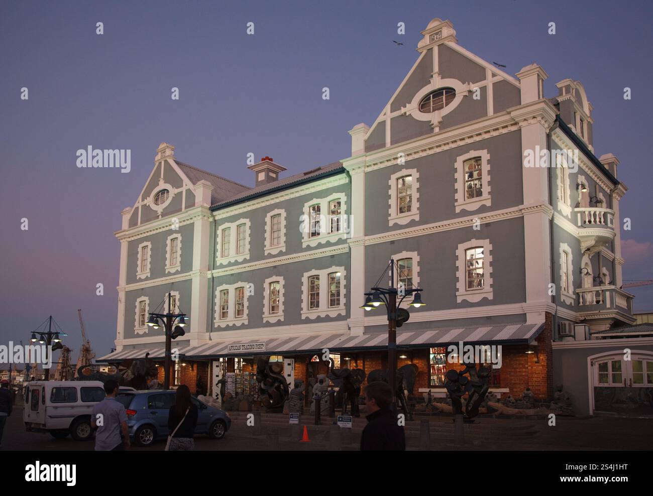 The Former Customs building now a shopping mall in the Victoria and ...